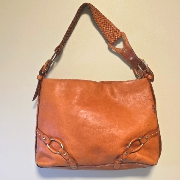 Via Spiga | Bags | Via Spiga Tan Leather Shoulder Bag With Barrel ...